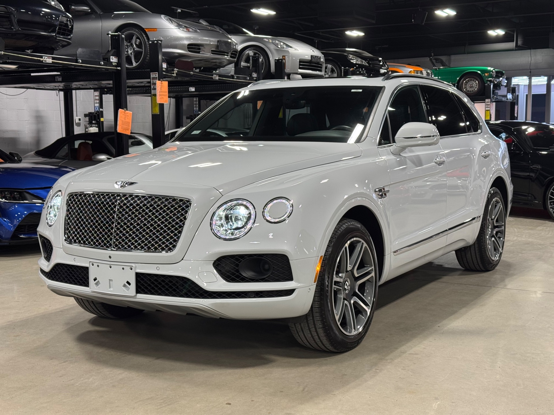 Used 2018 BENTLEY BENTAYGA SIGNATURE EDITION For Sale (Sold ...